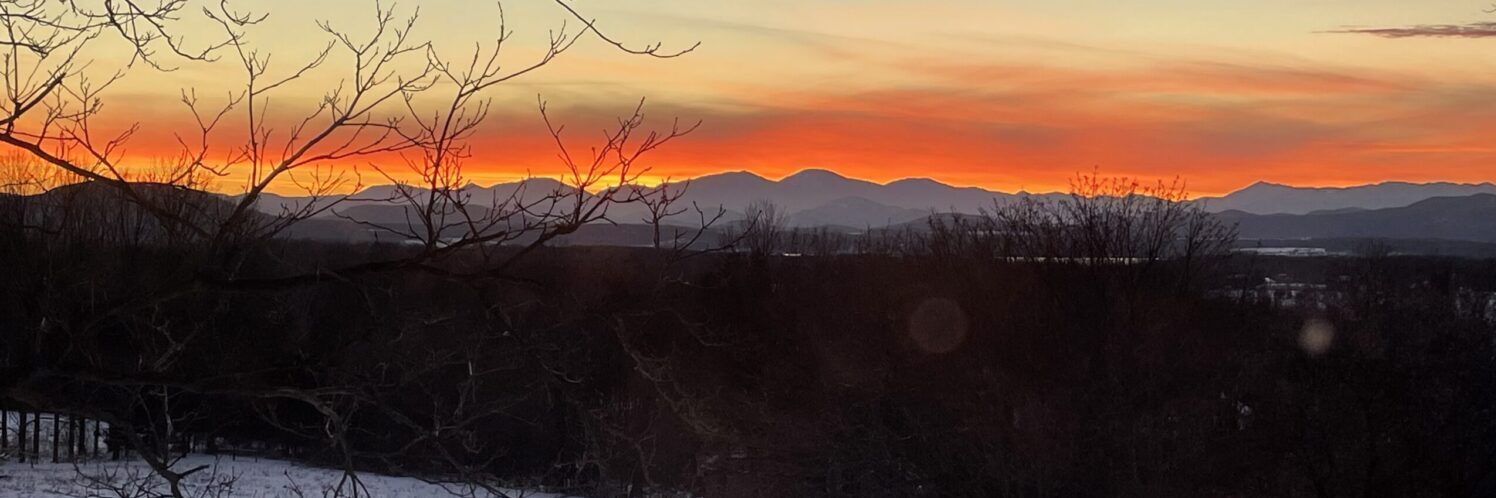 Integrating Houfy Into Your Direct-Booking Website - Wheeler House Vermont